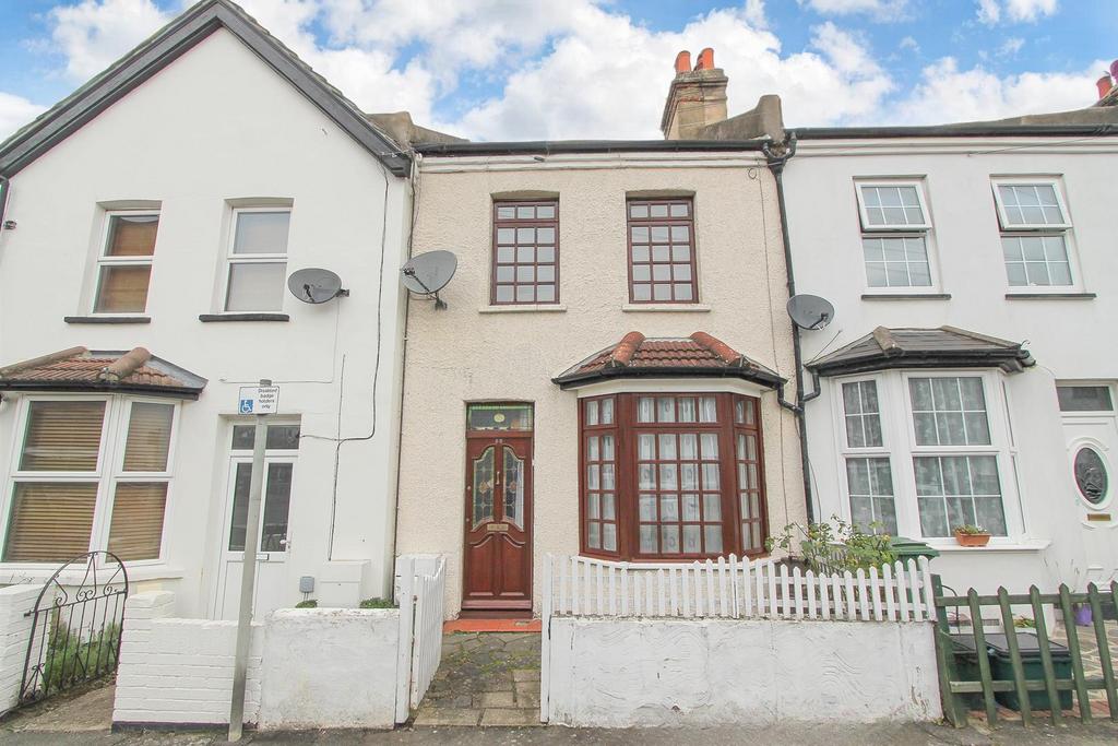 Vale Road, Sutton SM1 3 bed terraced house - £425,000