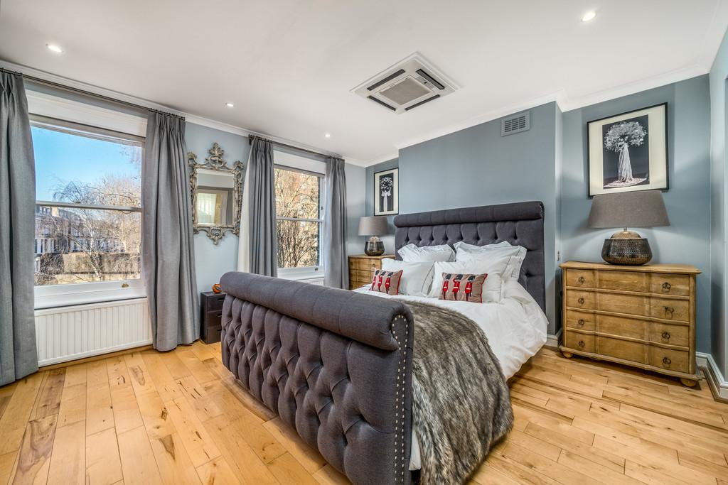 Stadium Street, Chelsea SW10 2 bed apartment for sale - £795,000