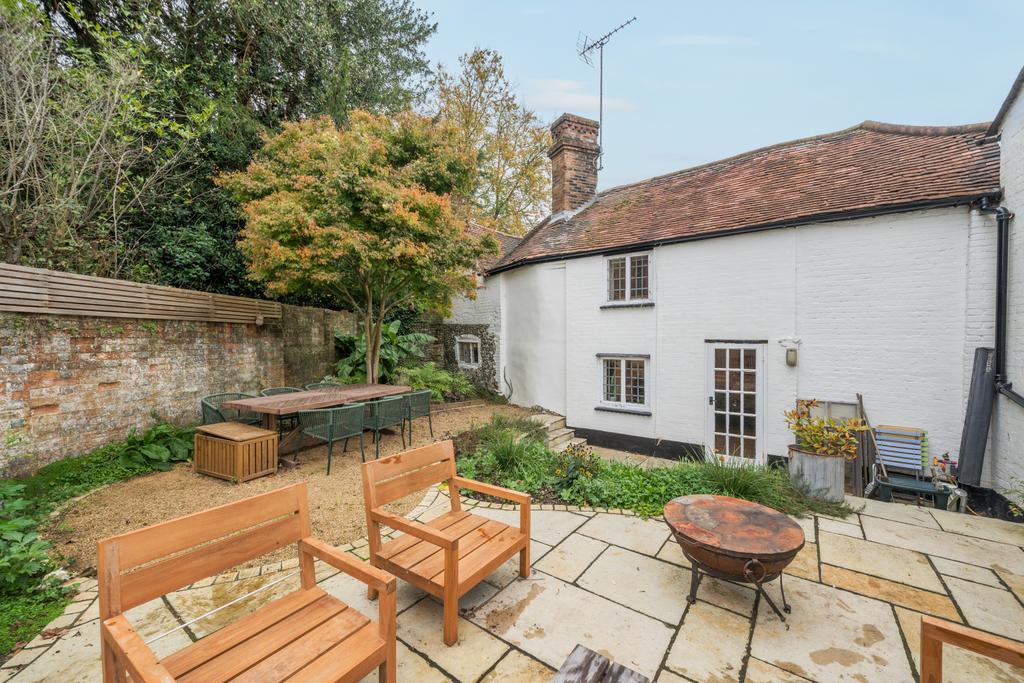 Pangbourne Hill, Reading RG8 4 bed detached house - £925,000