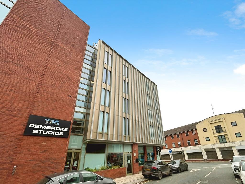 Lower Gill Street, Merseyside L3 1 bed apartment - £700 pcm (£162 pw)