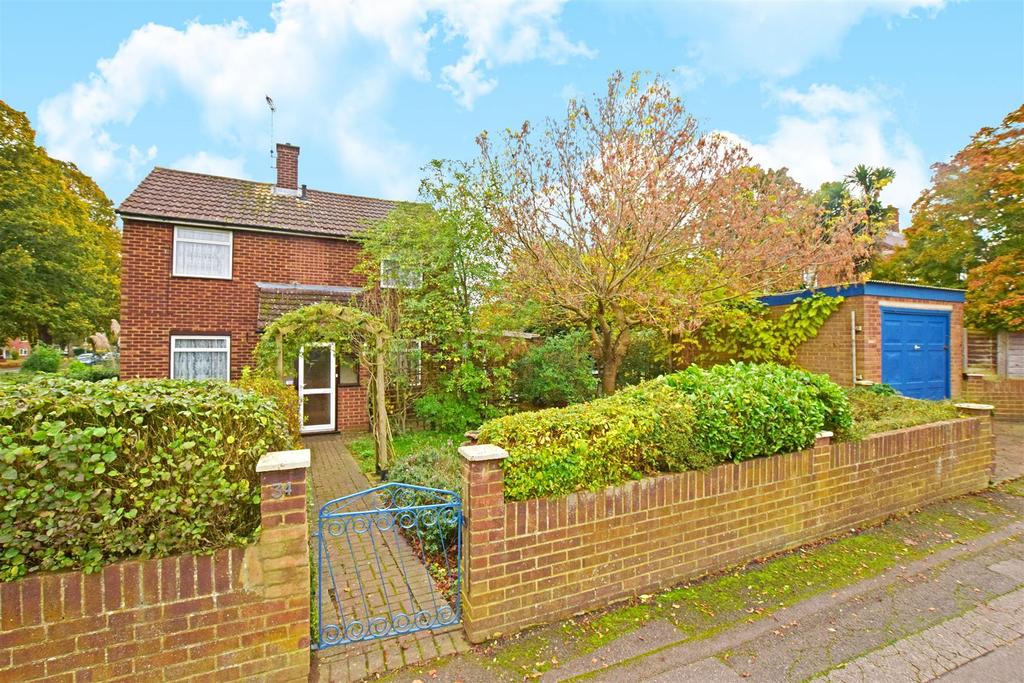 Wingham Close, Rainham 2 bed end of terrace house - £280,000