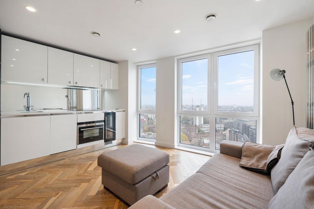 Eagle Point, City Road, EC1V Studio - £2,300 pcm (£531 pw)