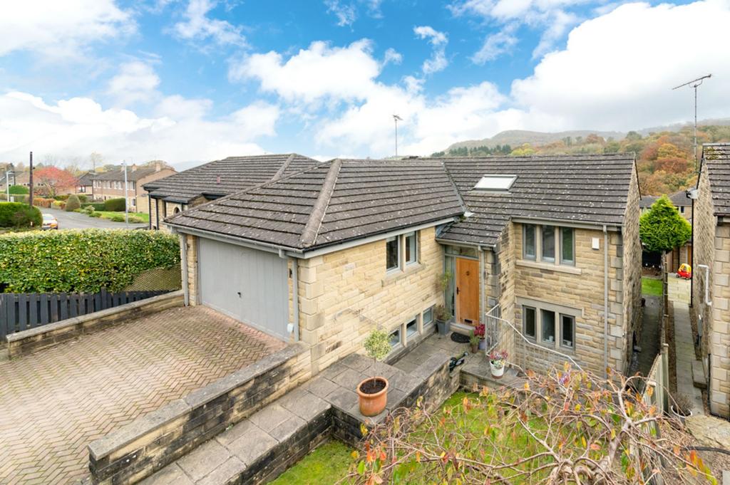 Mount View Road, Hepworth, HD9 5 bed detached house - £500,000
