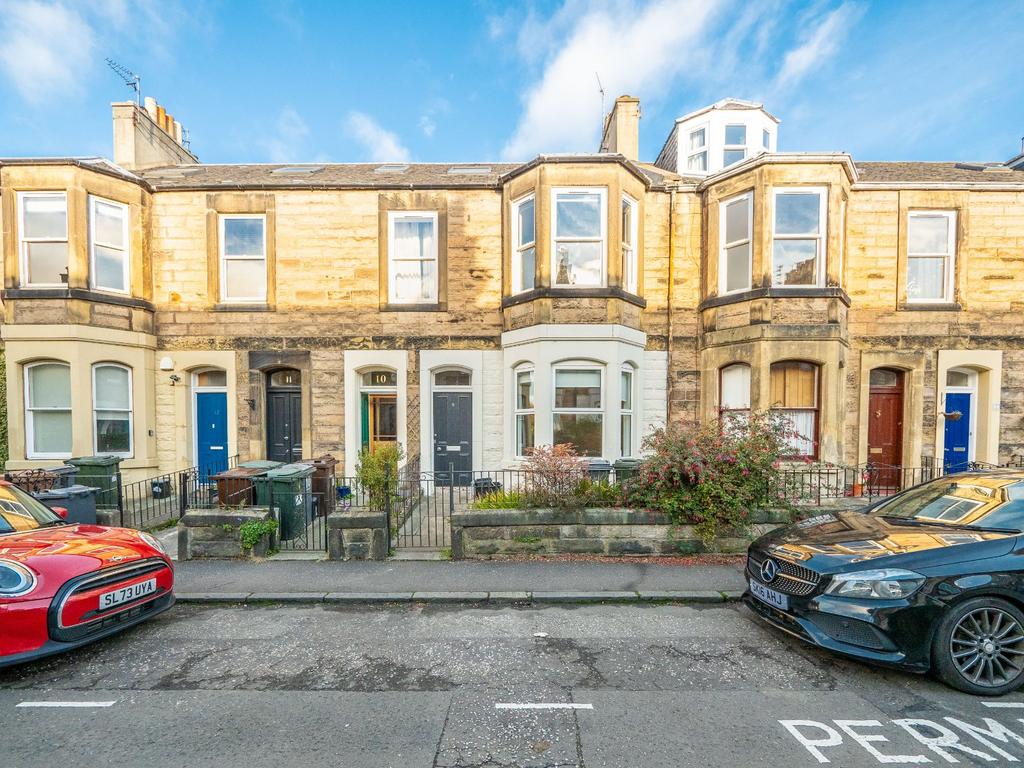 9 Hazelbank Terrace, Shandon... 1 bed flat for sale - £290,000