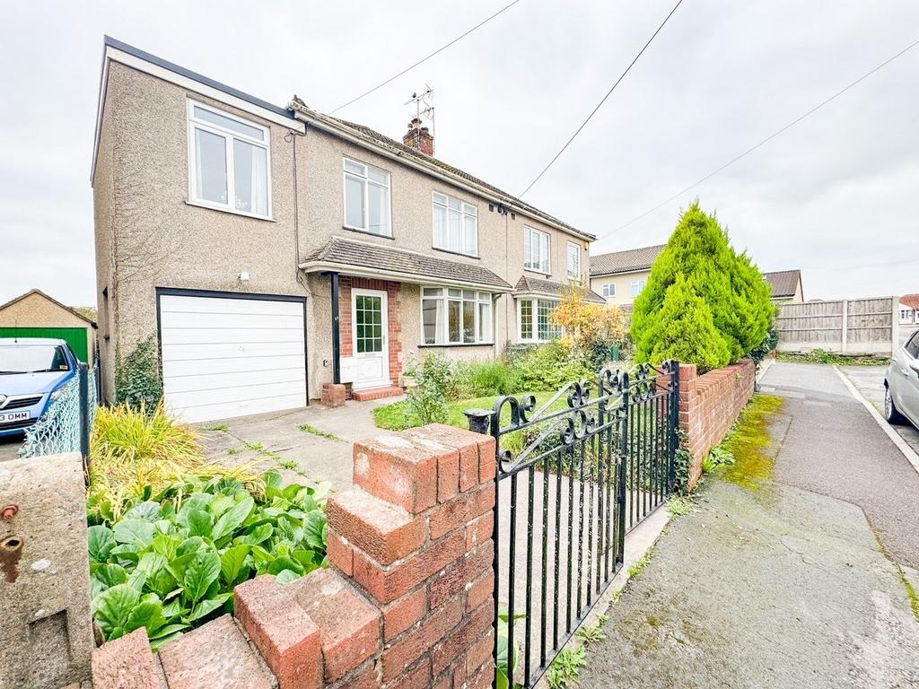 Redfield Road, Patchway, Bristol... 4 bed semi-detached house - £360,000