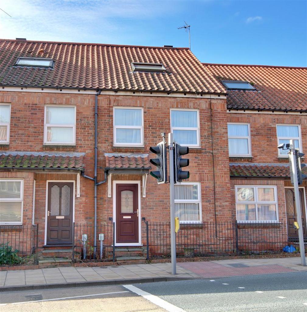 New Walkergate, BEVERLEY 3 bed townhouse - £229,950