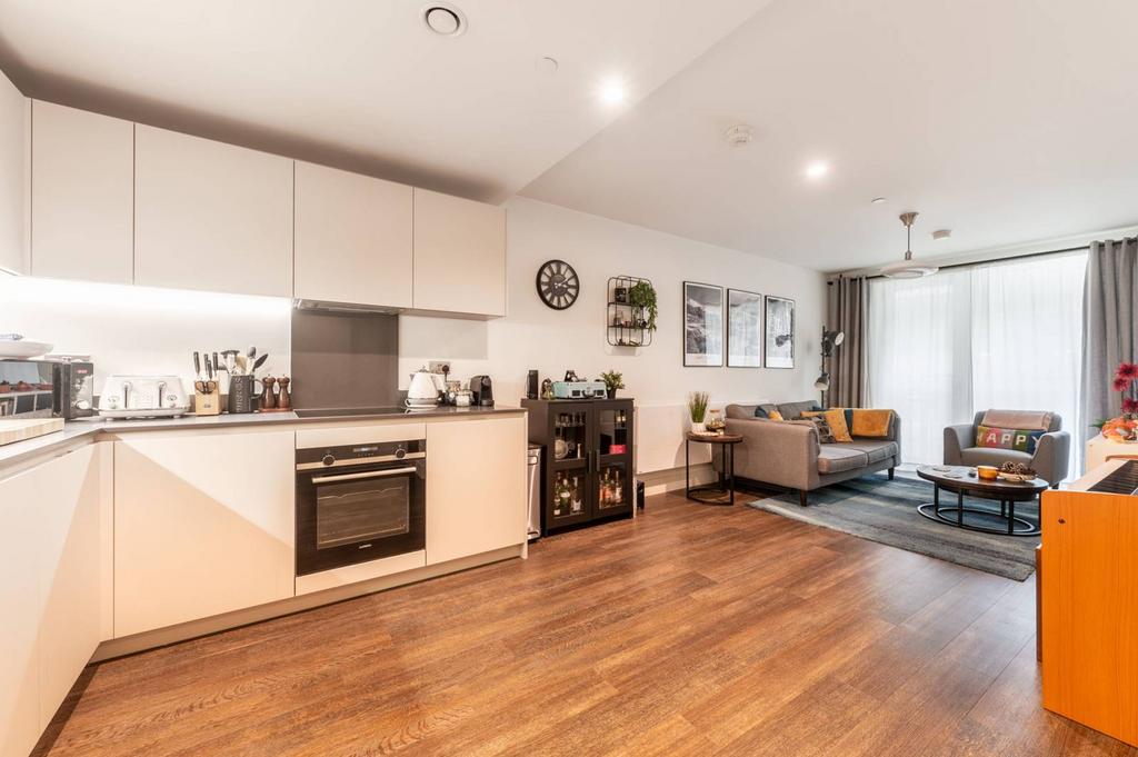 Foster Apartments, Wembley Park... 1 bed flat for sale - £375,000