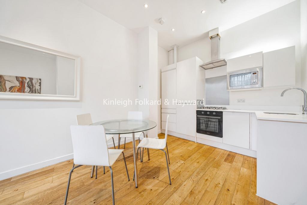 Evelyn Street London SE8 2 bed apartment - £1,800 pcm (£415 pw)