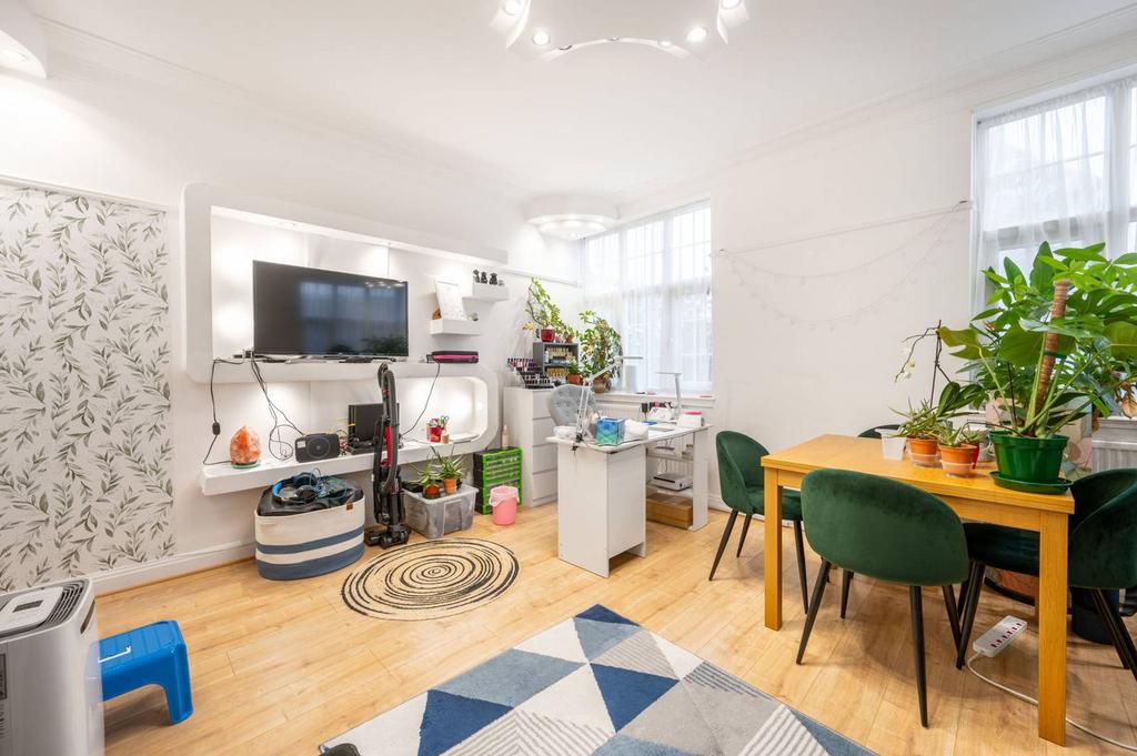 Kings Drive, Wembley Park, Wembley, HA9 1 bed flat - £2,310 pcm (£533 pw)