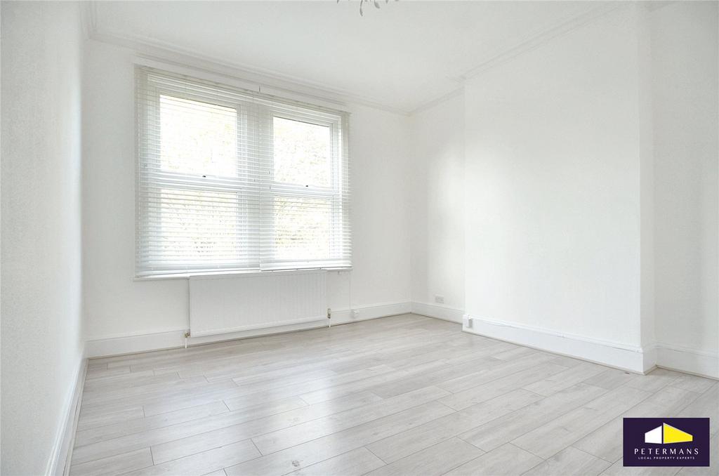 Norwood Road, London, SE24 2 bed apartment - £1,700 pcm (£392 pw)