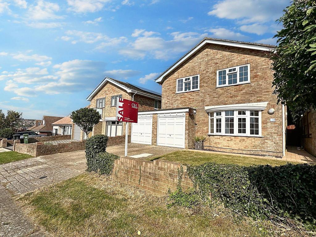 Bevendean Avenue, Saltdean, BN2 8LR 4 bed detached house - £650,000