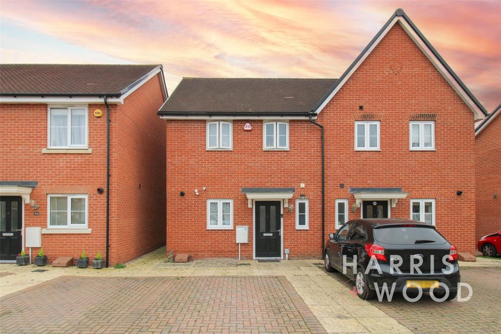 Dennis Randle Way, Colchester, Essex... 3 bed semi-detached house - £ ...
