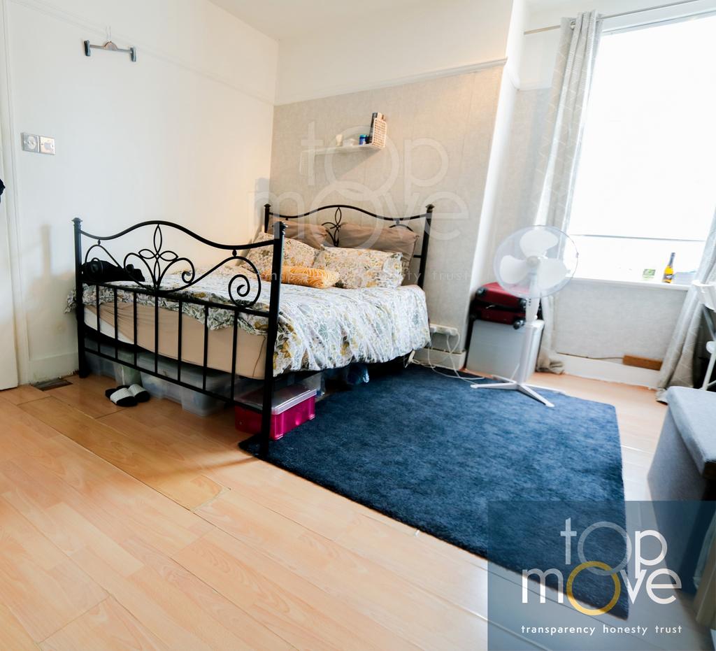 Dovet Court, Mursell Estate, London, SW8 1 bed house - £800 pcm (£185 pw)