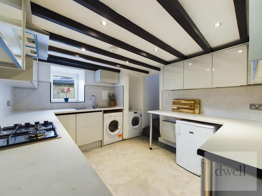 St Vincents Road, Pudsey, Leeds, LS28 1 bed in a house share - £650 pcm ...