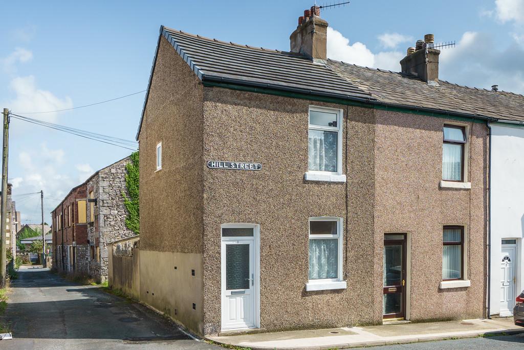 1 Hill Street, Carnforth, LA5 9DY 2 bed end of terrace house - £139,500