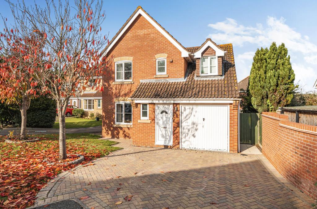 Jermyn Avenue, Bury St. Edmunds IP32 3 bed detached house - £379,995