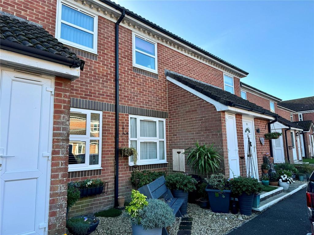 Floriston Gardens, New Milton... 2 bed apartment for sale - £140,000