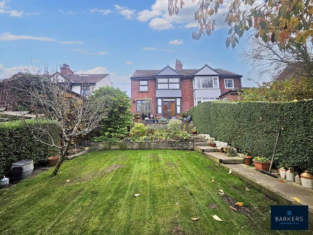 Highfield Drive, Birstall 3 bed semi-detached house - £229,950