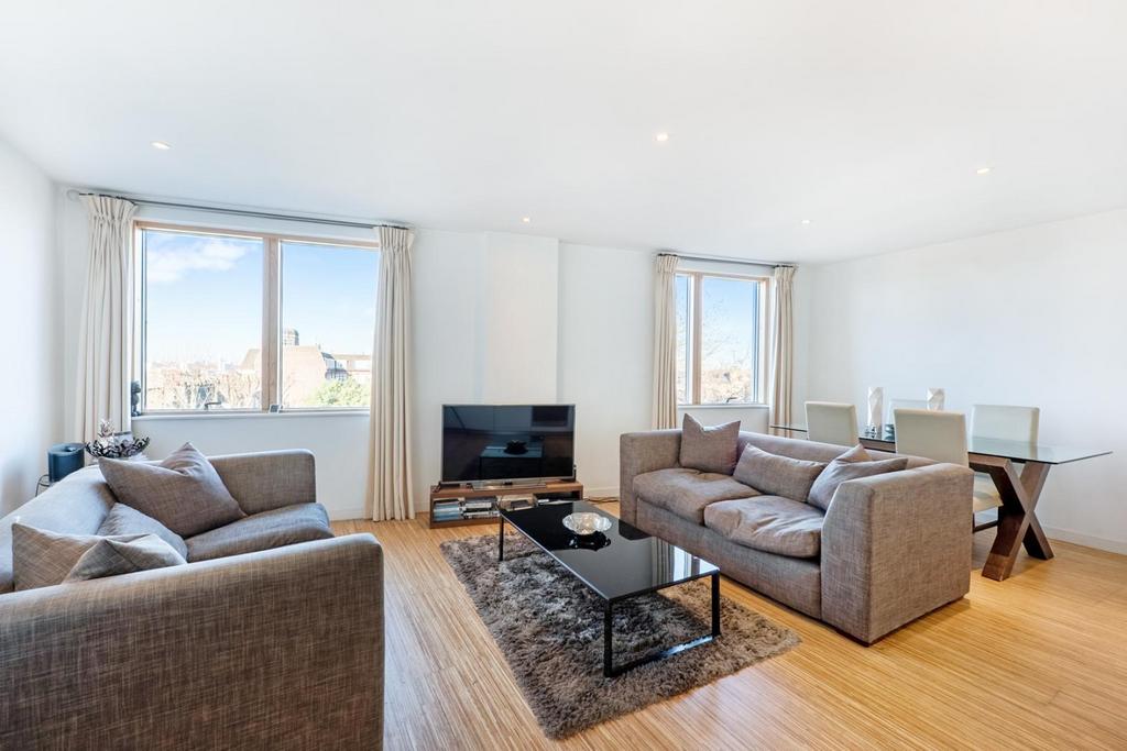 Wingate Square, London SW4 1 bed flat - £2,249 pcm (£519 pw)