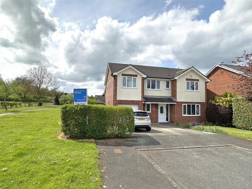Urford Close, Yarm, TS15 9SP 6 bed detached house for sale - £430,000