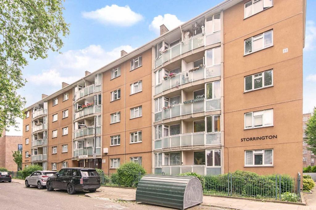 Regent Square, London WC1H 2 bed flat - £500,000