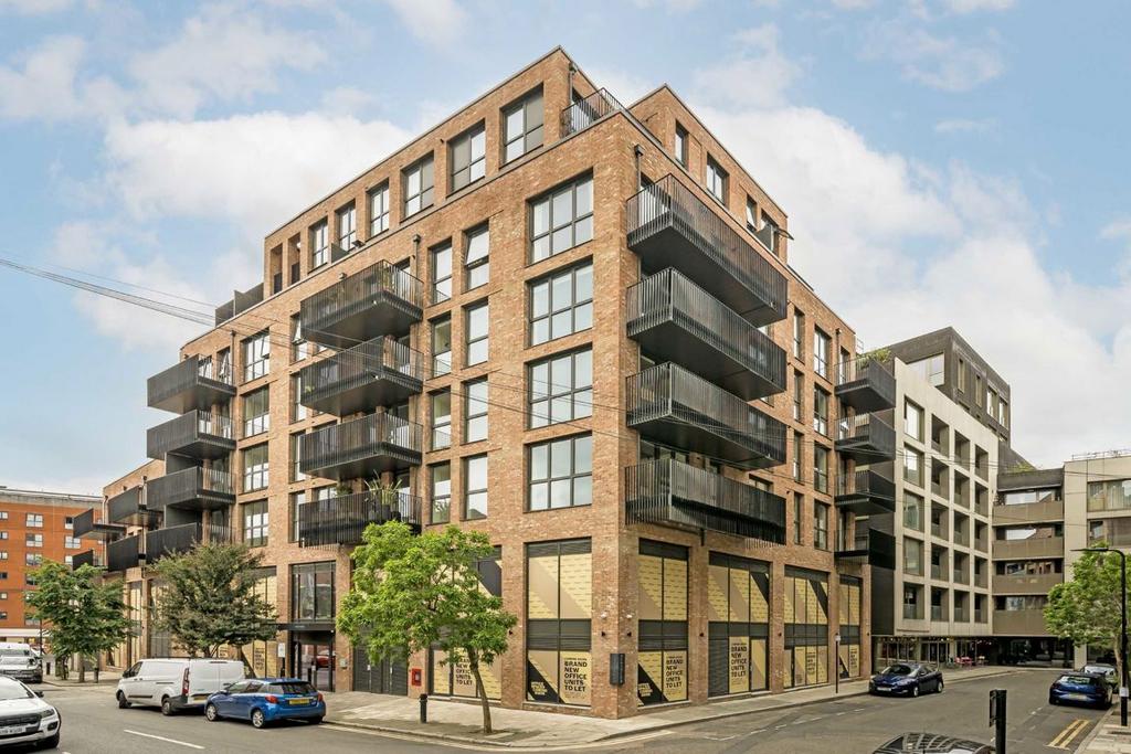 Bayford Street, London E8 2 bed flat - £840,000
