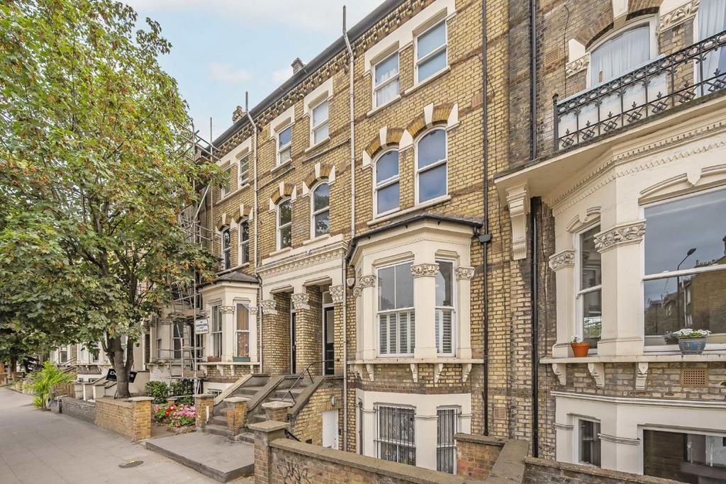 Talgarth Road, London W14 2 bed flat for sale - £465,000