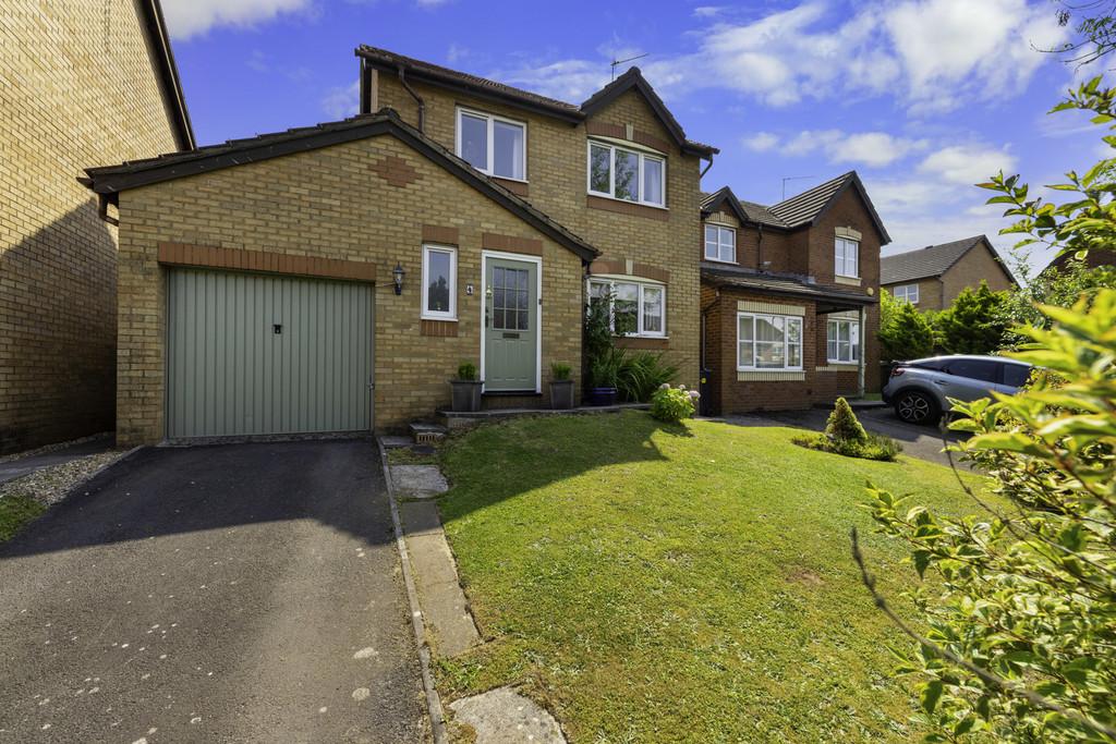 Nasturtium Way, Pontprennau, Cardiff 3 bed detached house for sale - £ ...