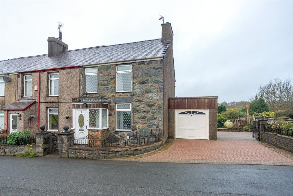 Llanrug, Caernarfon, Gwynedd, LL55 3 bed end of terrace house - £230,000