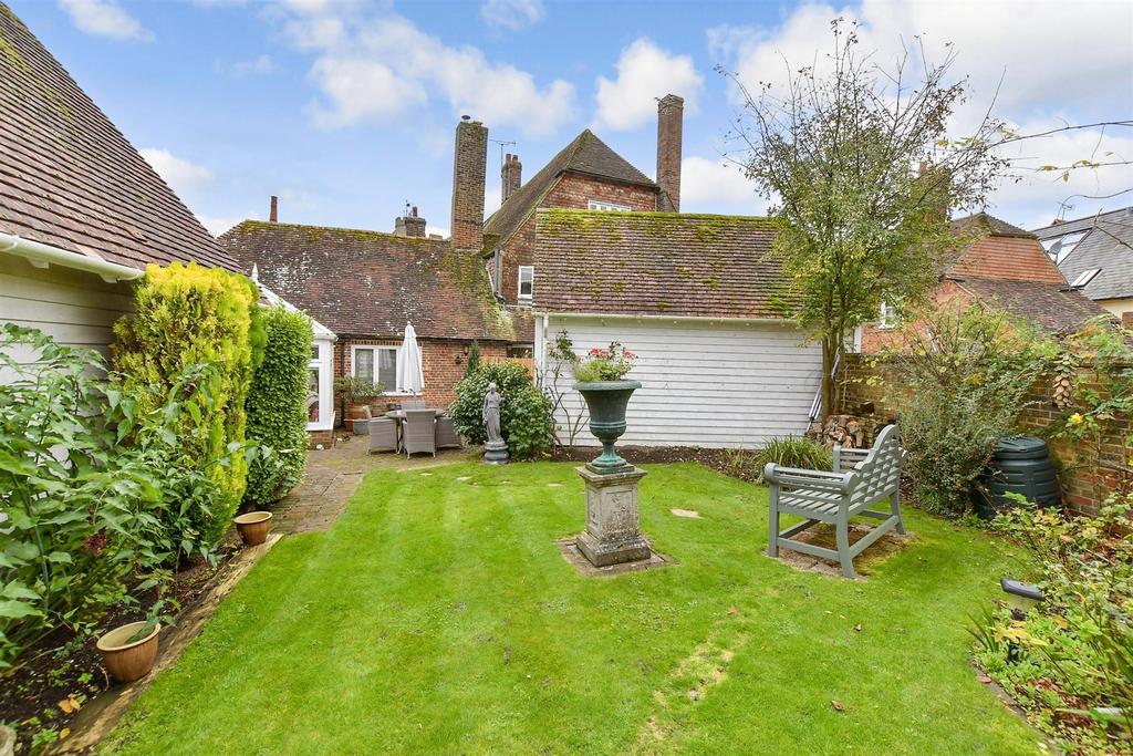 The Square, Lenham, Maidstone, Kent 3 bed detached house for sale - £ ...
