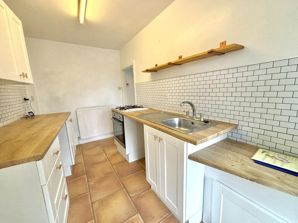 73b Queen Street, Filey 2 bed flat to rent - £625 pcm (£144 pw)