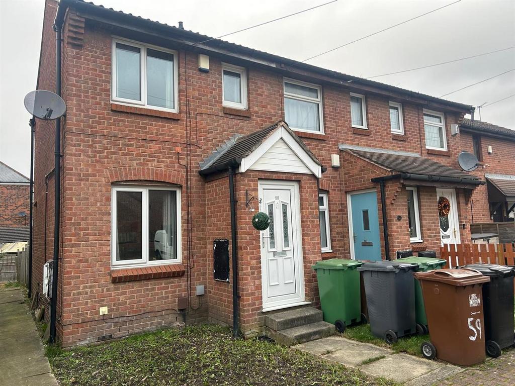 Redhall Crescent, Leeds 1 bed end of terrace house - £795 pcm (£183 pw)
