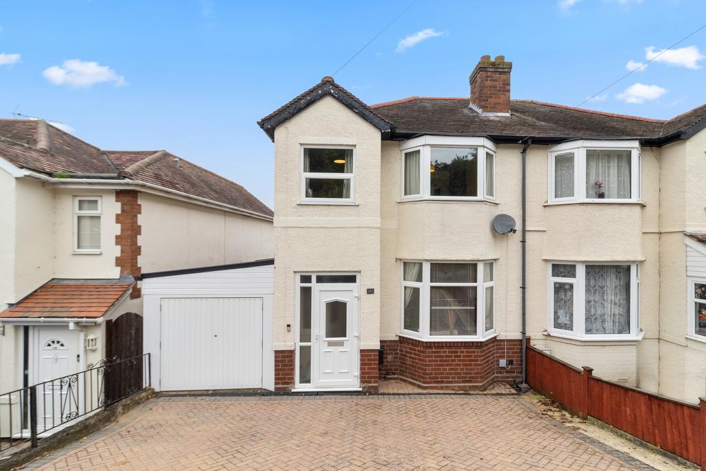 Worcester WR4 3 bed semi-detached house - £225,000