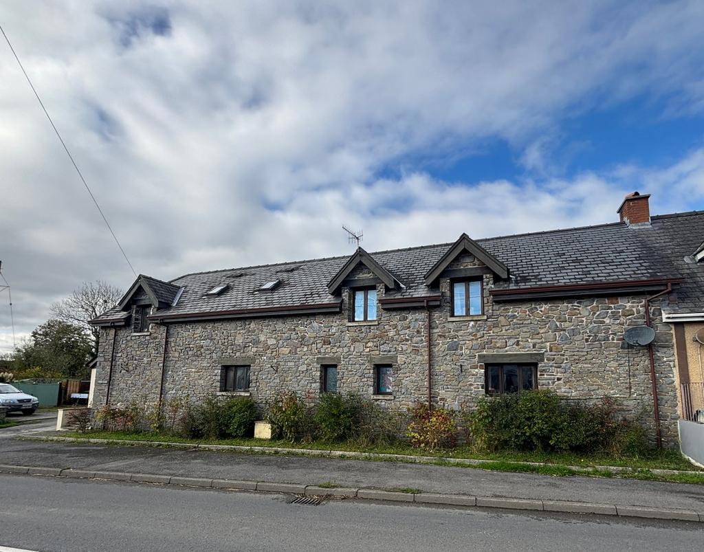 Talsarn, Lampeter, SA48 3 bed semi-detached house for sale - £269,950