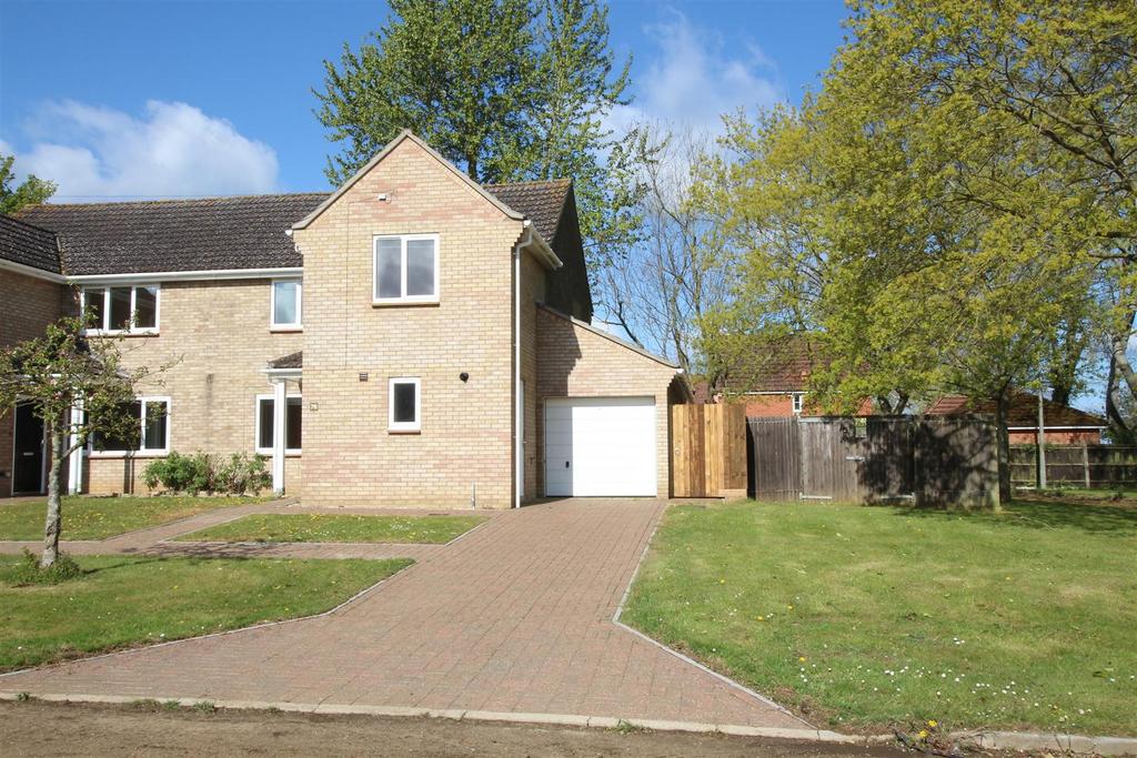 Nigel Road, Ely CB7 3 bed semi-detached house - £360,000