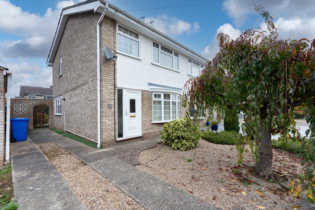 Manor Gardens, Boston, PE21 3 bed semi-detached house - £170,000