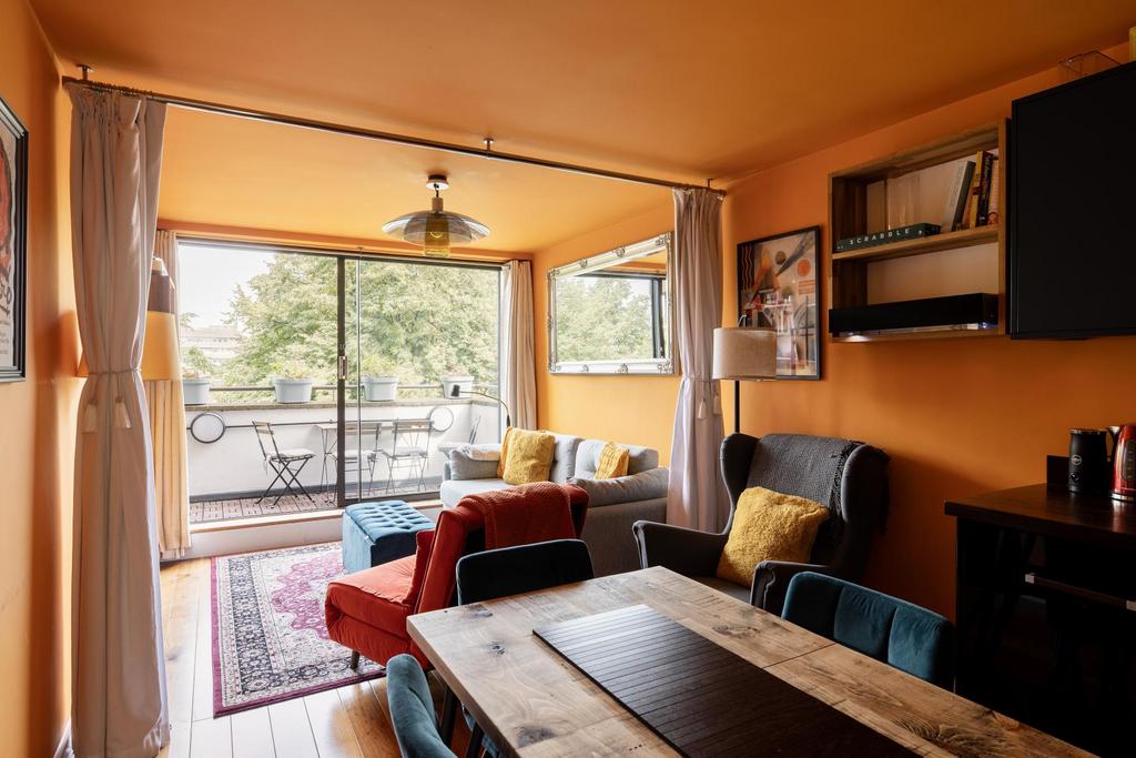 Falcon Point, Hopton Street, London SE1 2 bed apartment - £2,817 pcm (£ ...