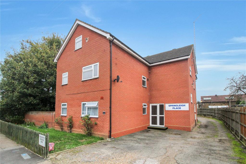Springfield Drive, Westcliff-on-Sea... 1 bed apartment - £150,000