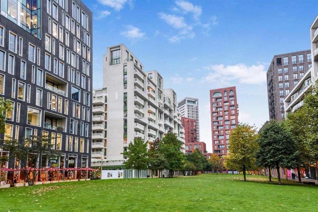 Lewis Cubitt Park, London 1 bed apartment - £3,142 pcm (£725 pw)