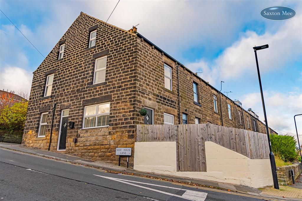 Pot House Lane, Stocksbridge, Sheffield 3 bed end of terrace house - £ ...