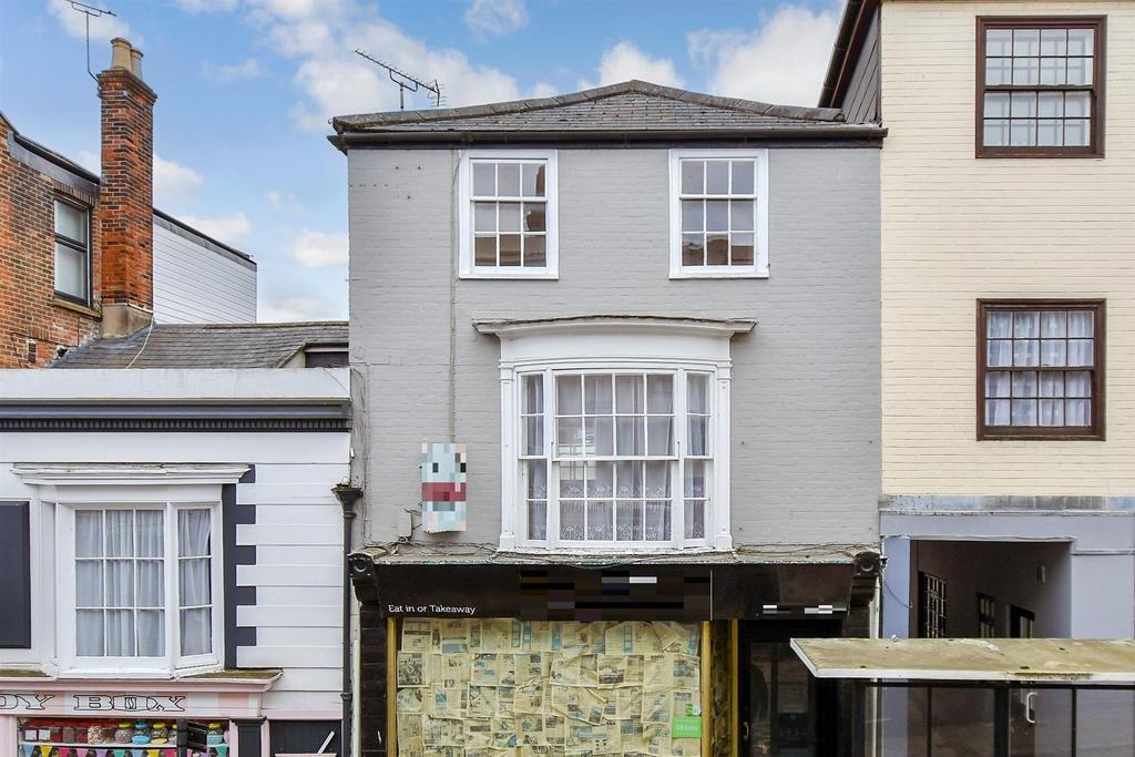 Cross Street, Ryde, Isle of Wight 2 bed maisonette - £180,000