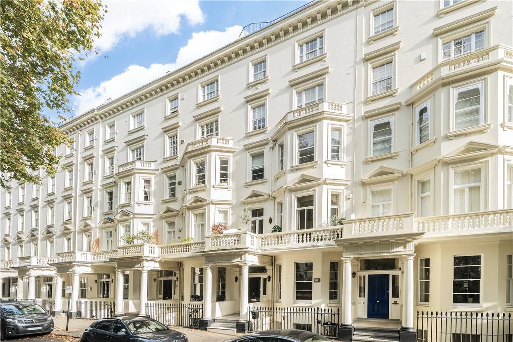 London SW1V 3 bed maisonette - £1,400,000
