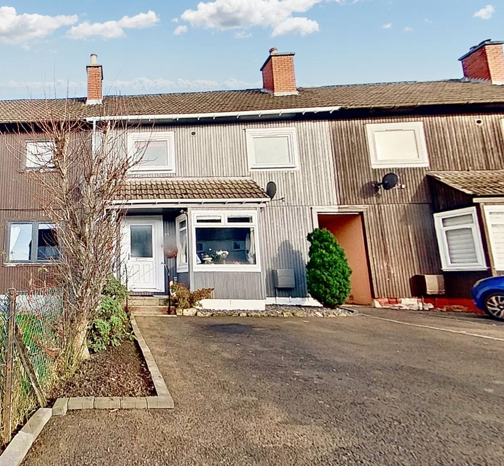 Langside Crescent, Polbeth, EH55 3 bed terraced house - £158,000