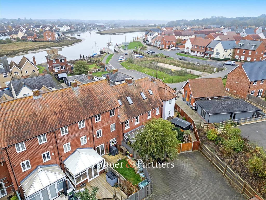 High Street, Rowhedge, Colchester... 3 bed terraced house for sale - £ ...