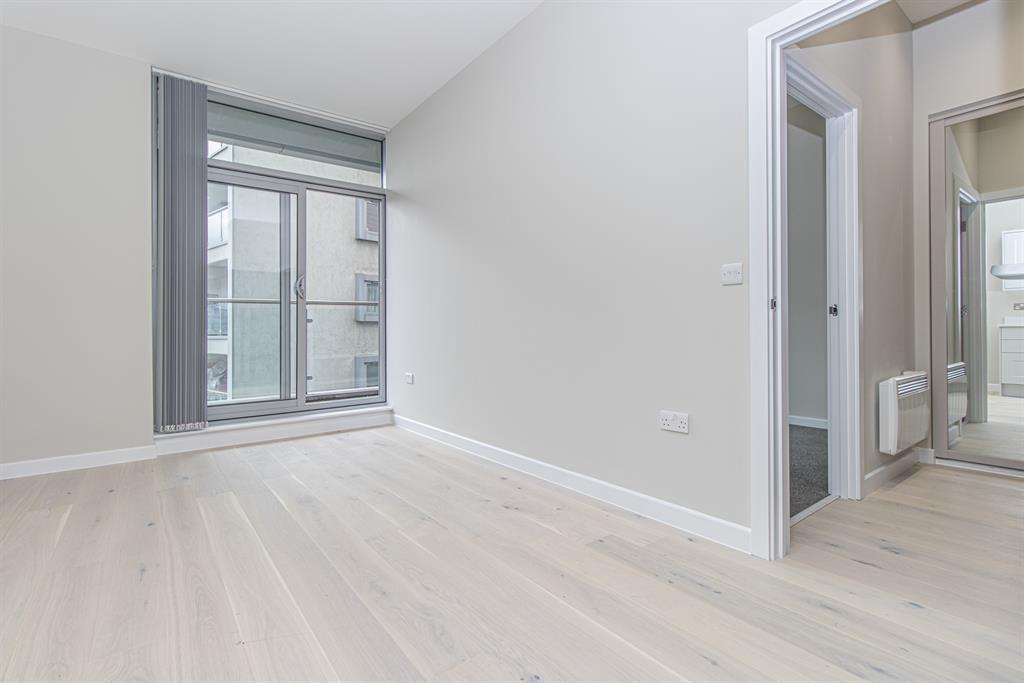 Commercial Road, Aldgate Triangle, E1 1 bed apartment - £2,250 pcm (£ ...