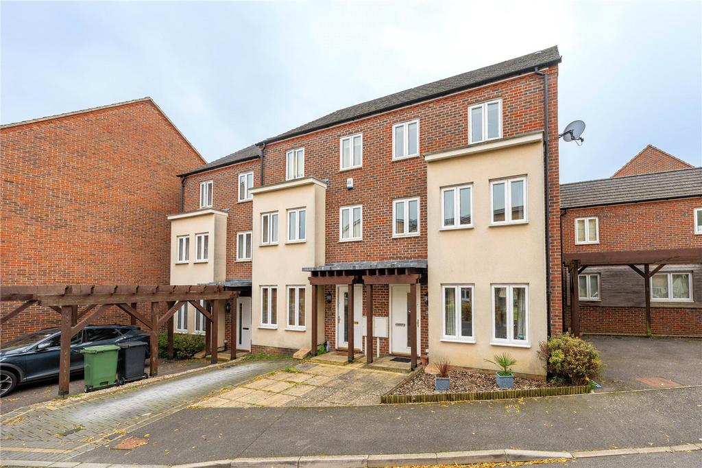 Melrose Close, Maidstone, ME15 3 bed townhouse - £375,000