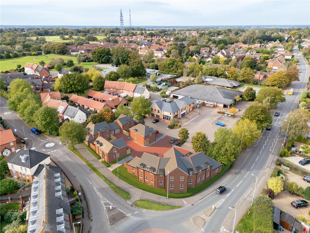 Poringland, Norwich, Norfolk, NR14 3 bed detached house for sale - £425,000