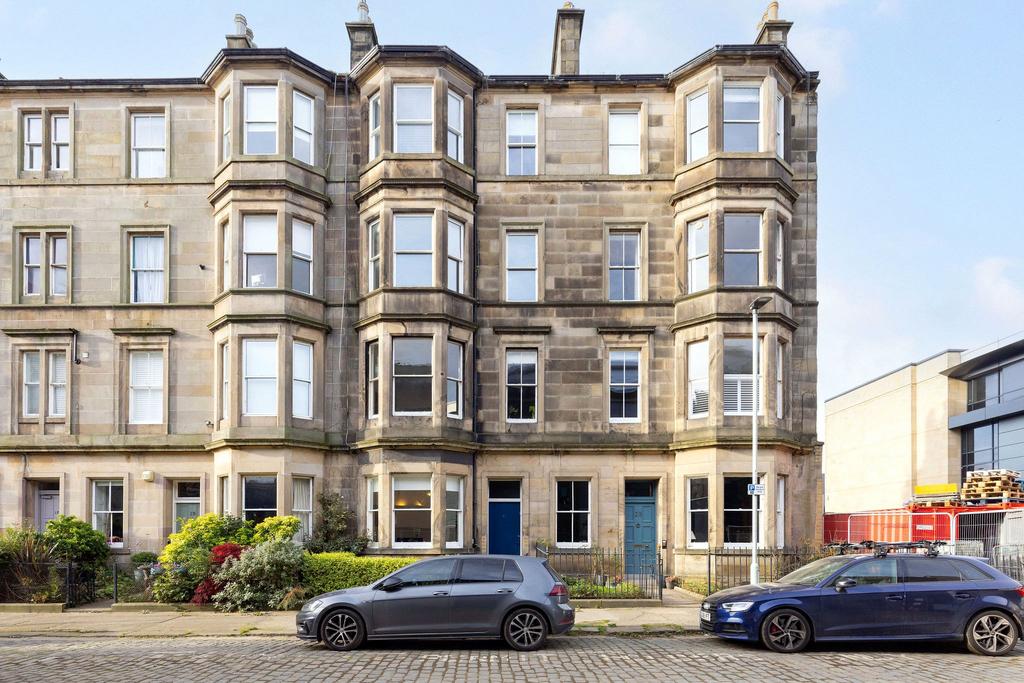 Perth Street, Edinburgh, Midlothian 1 bed apartment - £1,500 pcm (£346 pw)