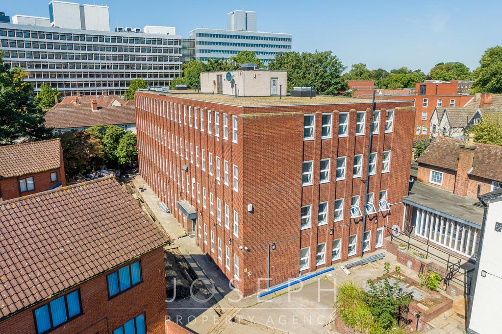 Elm Street, Ipswich, IP1 1 bed apartment - £800 pcm (£185 pw)