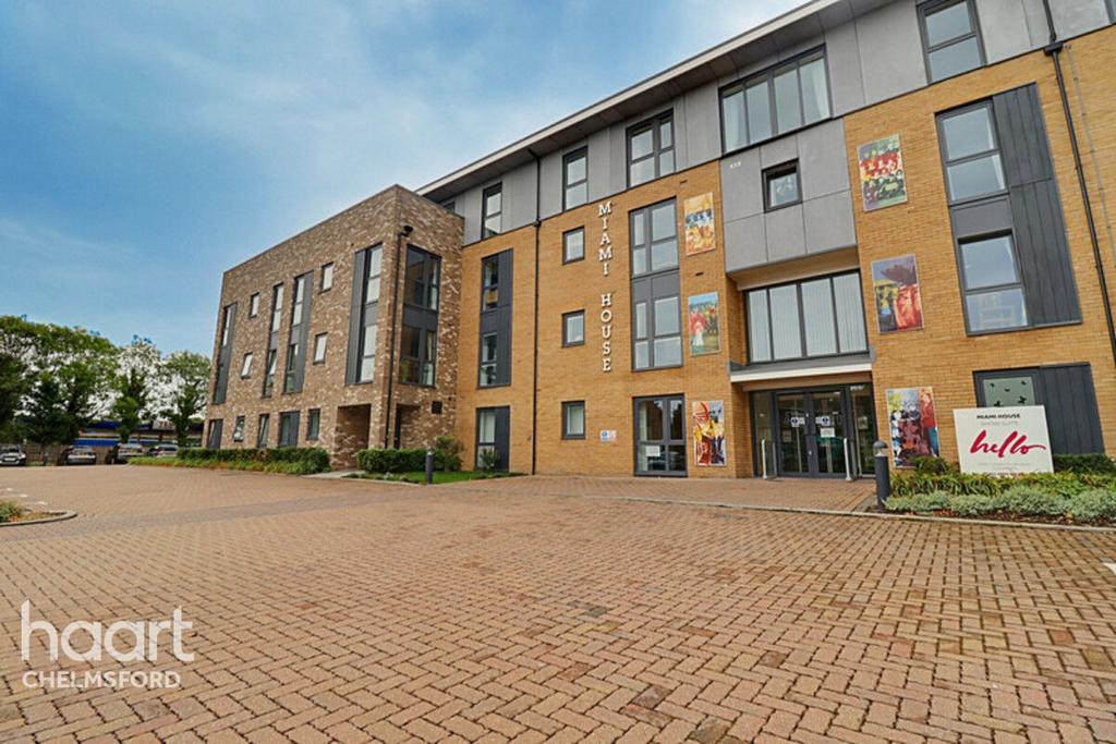 Princes Road, Chelmsford 2 bed retirement property - £425,000